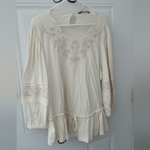 Ralph Lauren | Tops | Beautiful Off White Lightweight Top | Poshmark